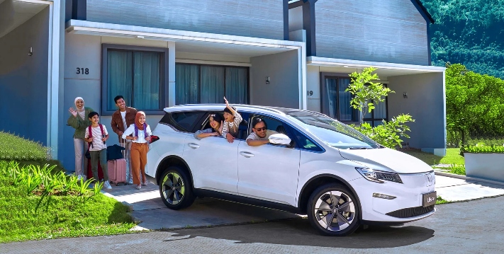 Mesranya merek mobil listrik lokal dengan merek China, ada apa?